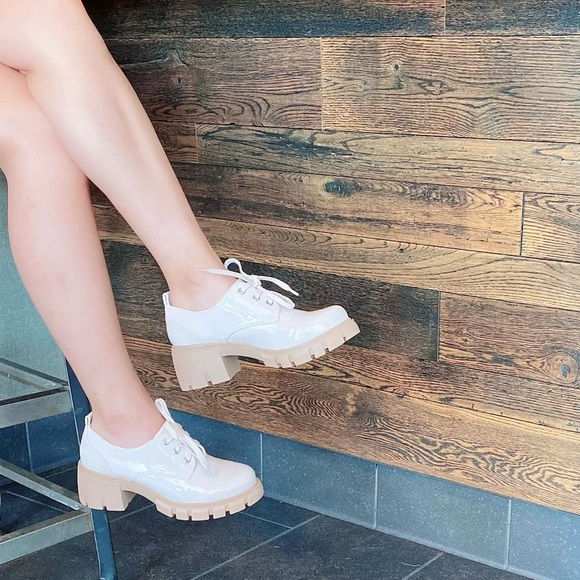 Shoes | Bone Lace Up Oxford Lug Platform Block Heel Shoes | Poshmark